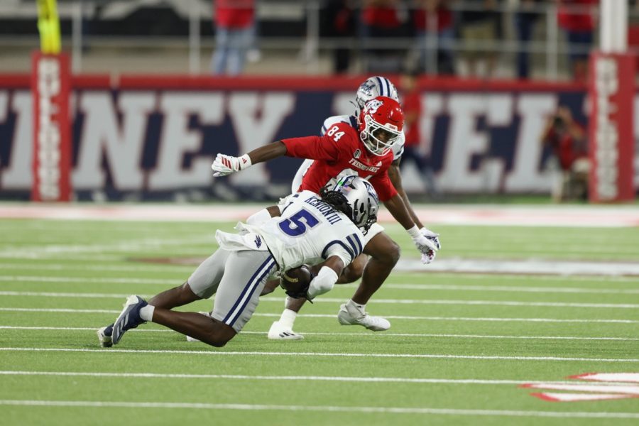 Freshman QB Carter Jones Impresses Despite 20-17 Loss Against Fresno ...